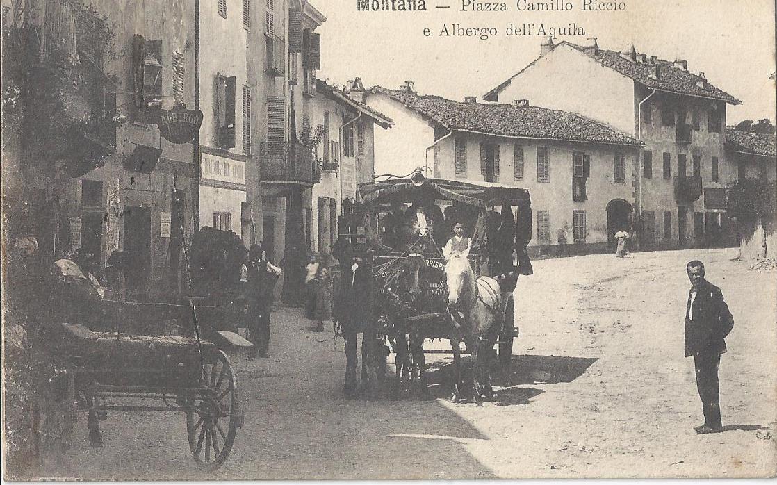 Montafia - Piazza Camillo Riccio e Albergo dell'Aquila