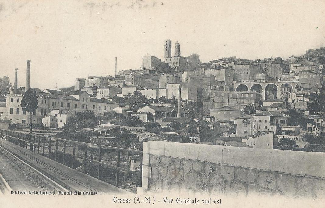 Grasse - Vue Générale Sud-Est